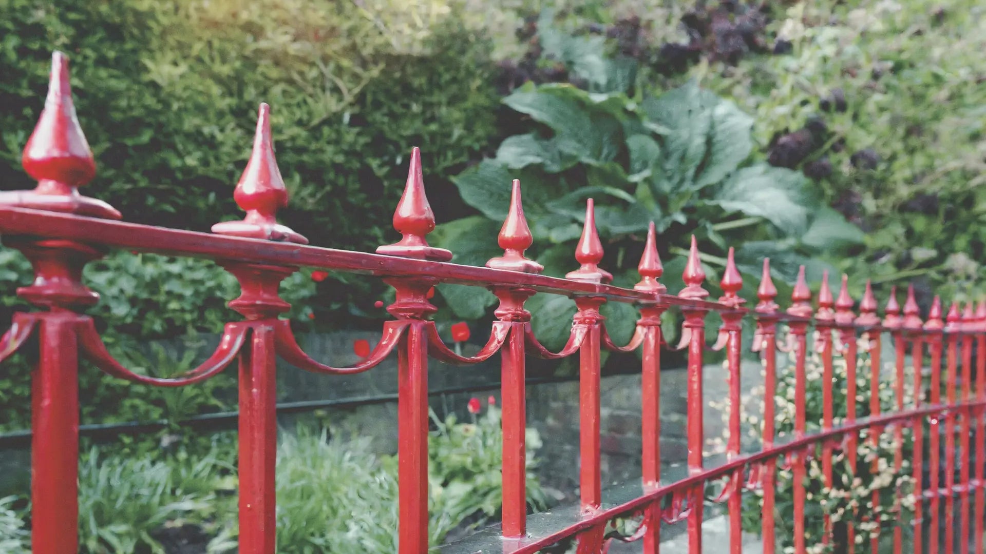 Eco Friendly Exterior Metal Paint & Outdoor Metal Paints | Greenshop Paints